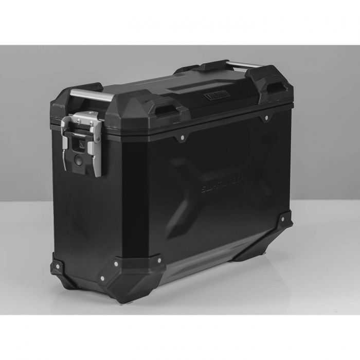 Motorcycle Side Cases | FortNine Canada