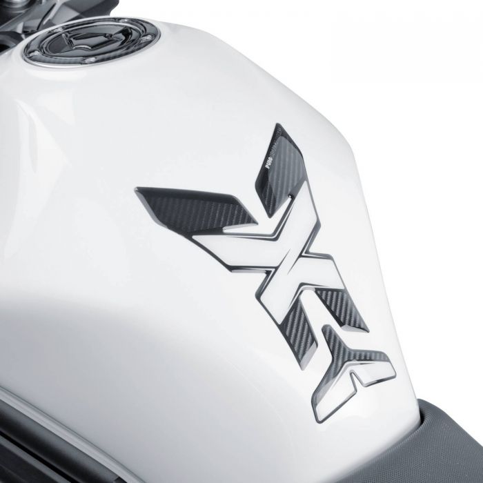 Puig X-treme Tank Pad - Carbon Look - 7597C | FortNine Canada
